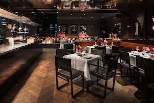 Pequenos-almoços, almoços e jantares servidos