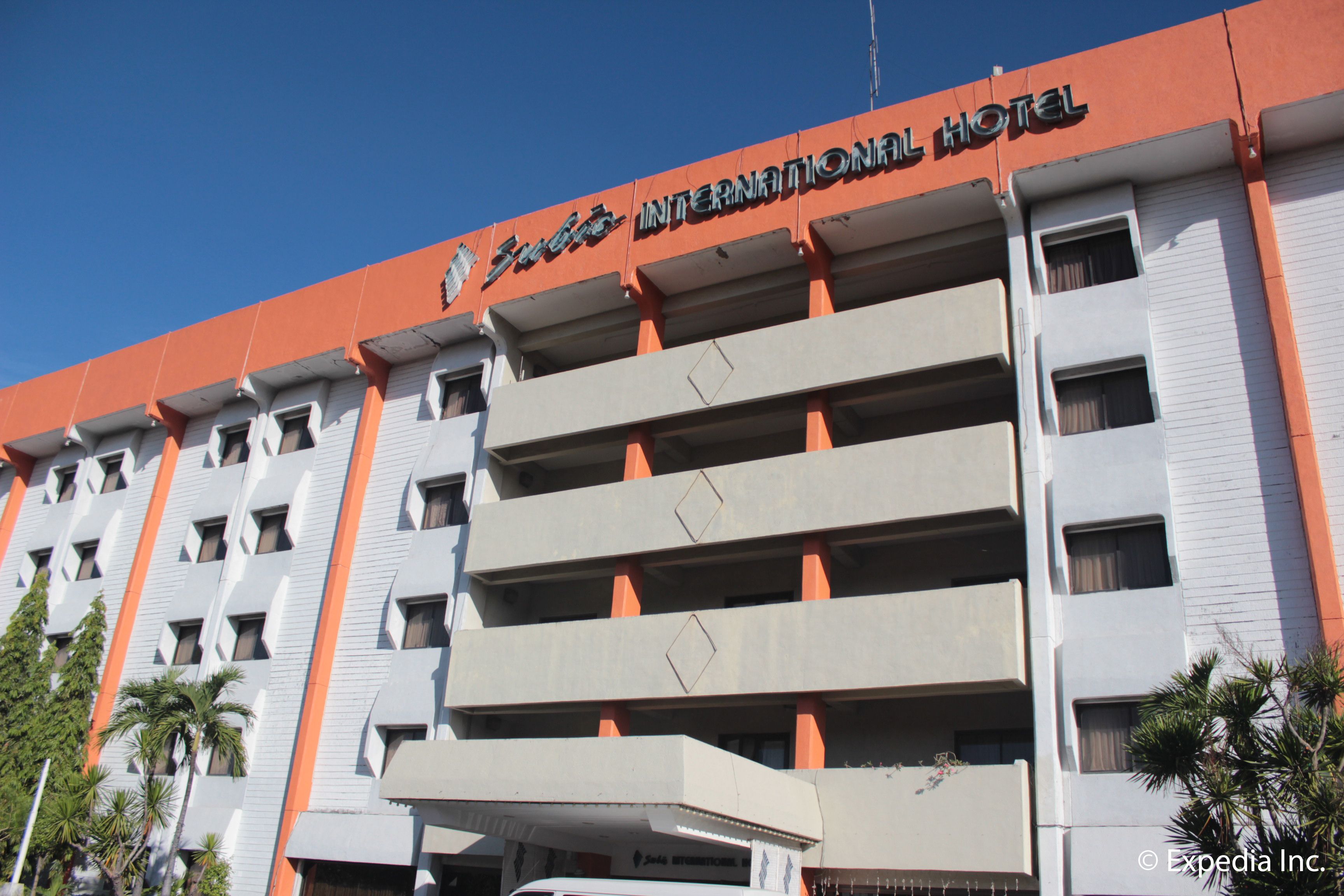 Subic International Hotel Logo
