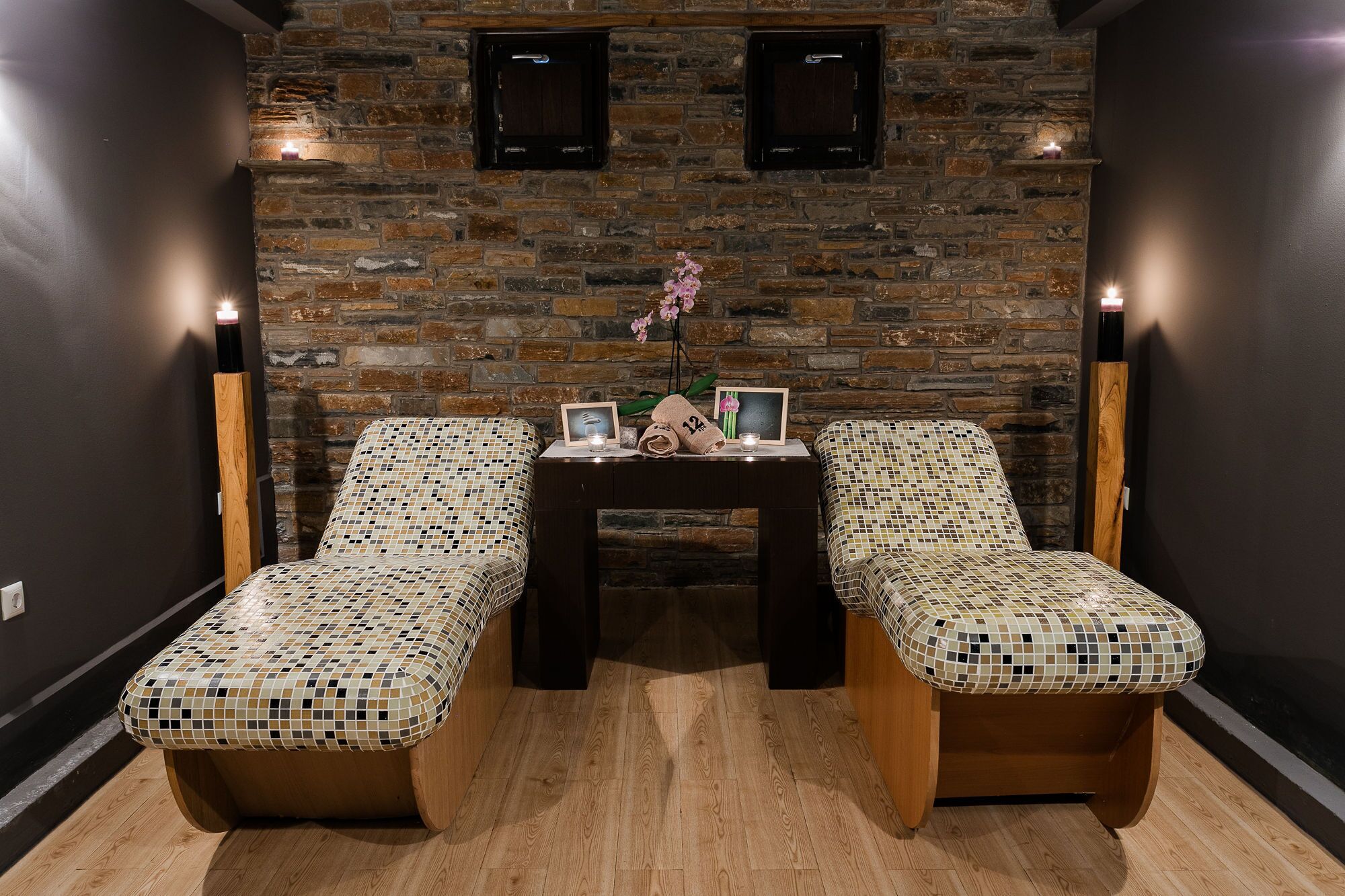 Sala(s) para tratamentos a casais, sauna, banho turco, hammam 