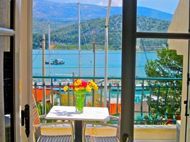 Quarto casal ou duplo, vista para o mar | Terraço/pátio