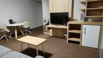 Suíte conforto, banheira de hidromassagem | Roupas de cama premium, frigobar, cofres nos quartos