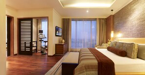 Suite Presidencial, 1 cama king-size | Lençóis de algodão egípcio, minibar, cofre com capacidade para portátil 