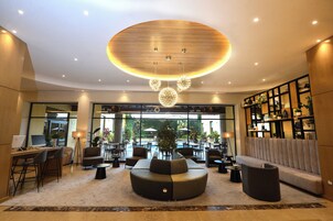 TV 32 polegadas com canais a cabo