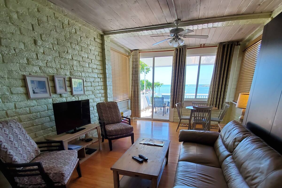 Apartamento Premium (Osprey Apartment-Private Balcony) | Ferro/tábua de engomar, Wi-fi grátis, com decoração personalizada