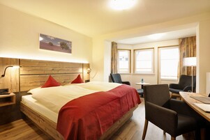 Quarto casal conforto, sacada | Roupas de cama antialérgicas, edredons de pluma, quartos à prova de som