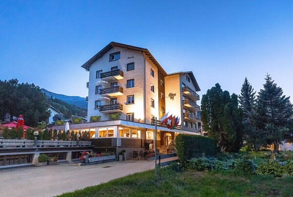 Hotel Alpenhof - Bürchen
