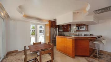 Romance Panoramic Penthouse | Cozinha privada