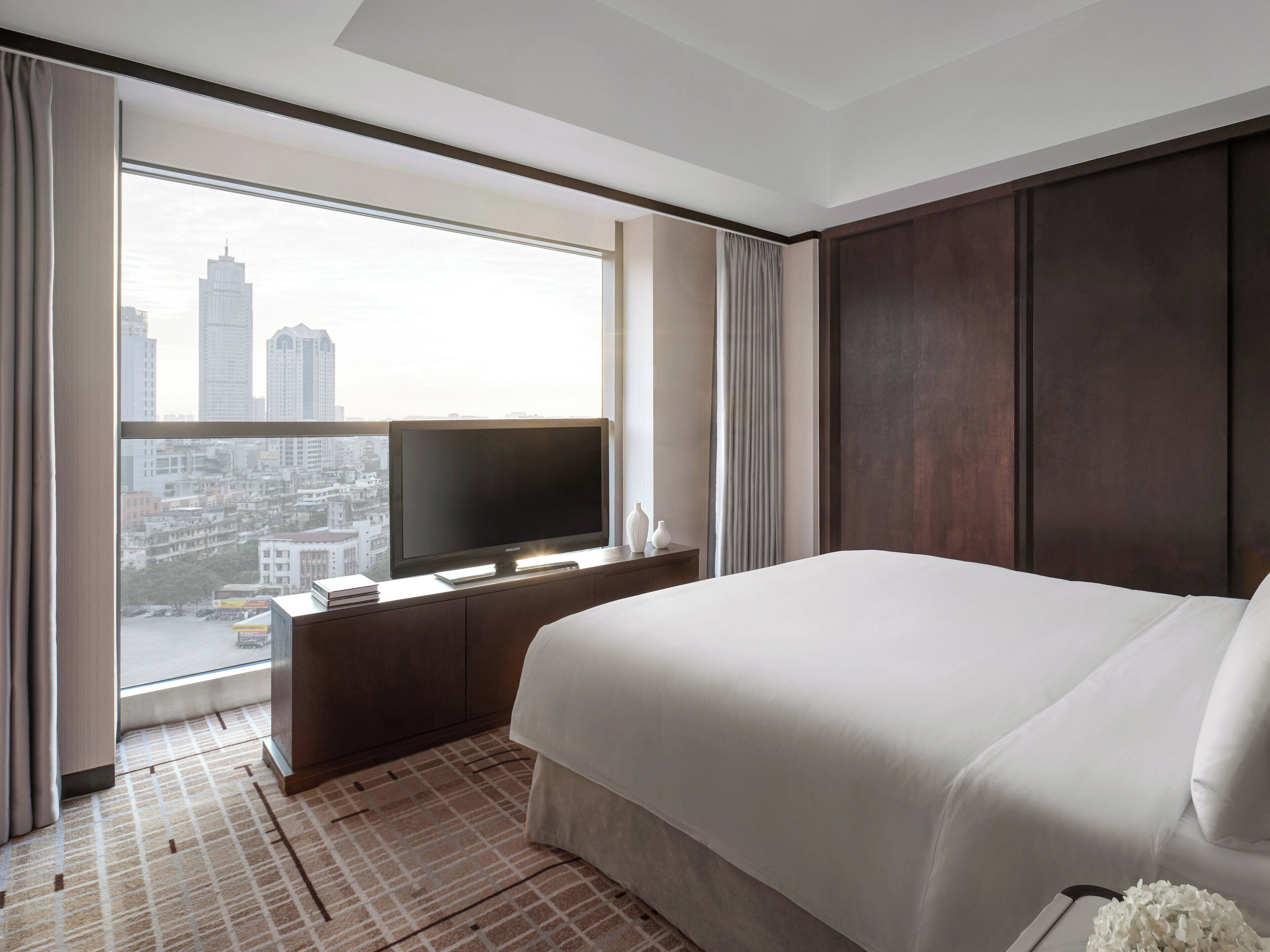 Club One-Bedroom Suite | Roupas de cama premium, edredons de pluma, cofres nos quartos