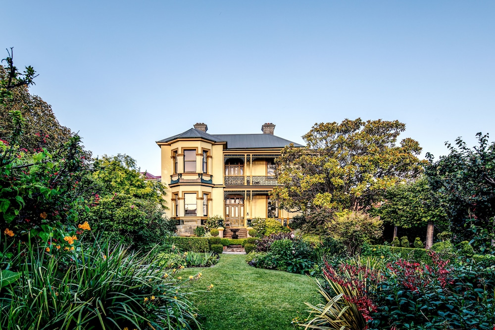 The Corinda Collection - Hobart