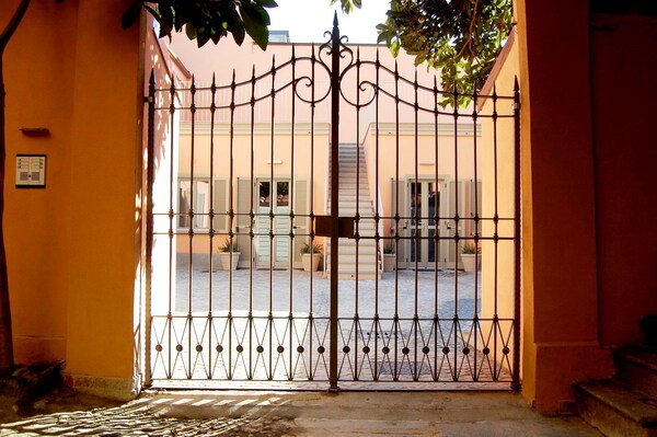 Residenza Il Nespolo - Estella Hotels Italia - Turin