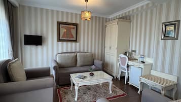 Suíte família | 1 quarto, roupas de cama antialérgicas, frigobar, cofres nos quartos