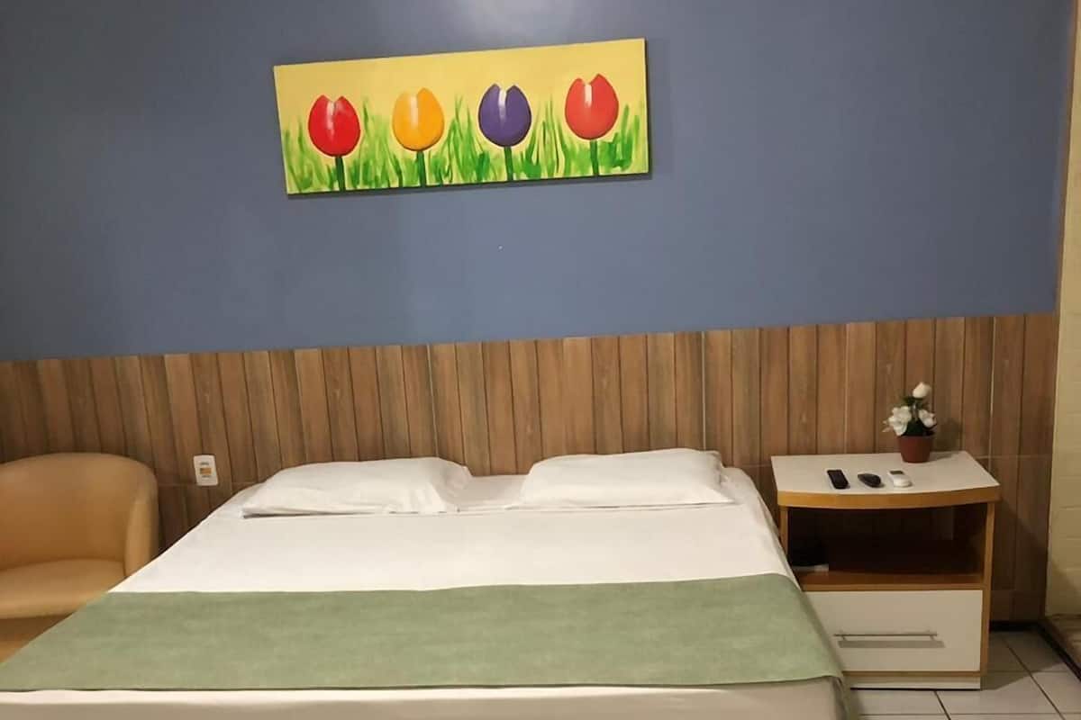 Quarto solteiro standard | Frigobar, individualmente decorados, individualmente mobiliados