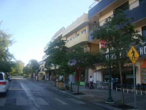 Micro Beach Hotel Reviews, Deals & Photos 2024 - Expedia