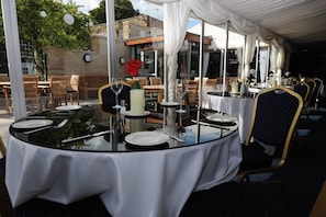 Café da manhã, almoço e jantar