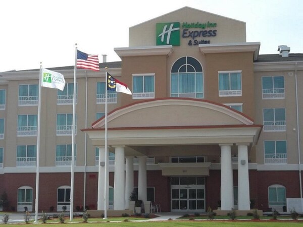 Holiday Inn Express Hotel & Suites Smithfield - Selma I -95 By Ihg - Smithfield, NC