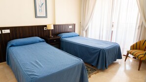 1 quarto, roupa de alta qualidade, edredões de penas, cofre no quarto 