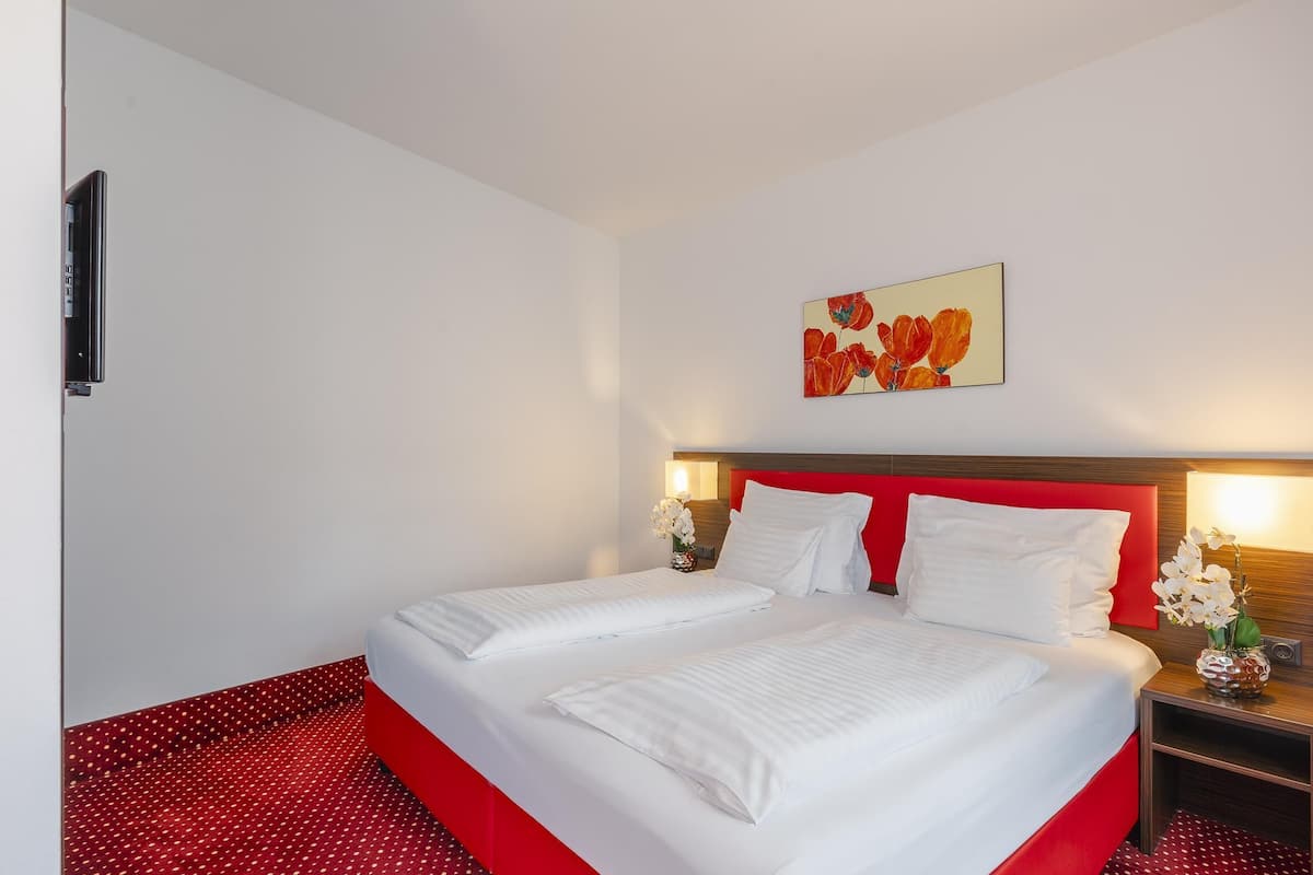 Quarto Familiar, 1 cama de casal e sofá-cama, acessível (with Sofabed) | 1 quarto, roupa de alta qualidade, minibar