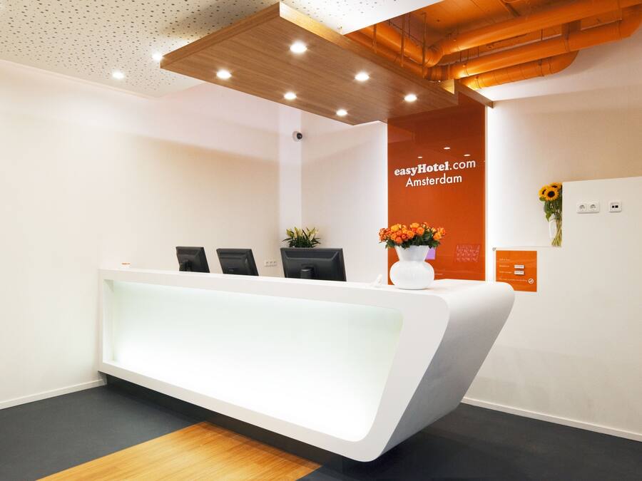 Check-in e check-out automático