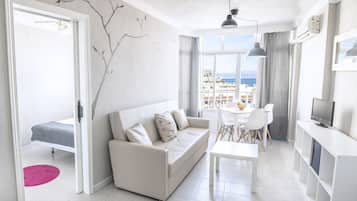 Cortinas/cortinados opacos, ferro/tábua de engomar