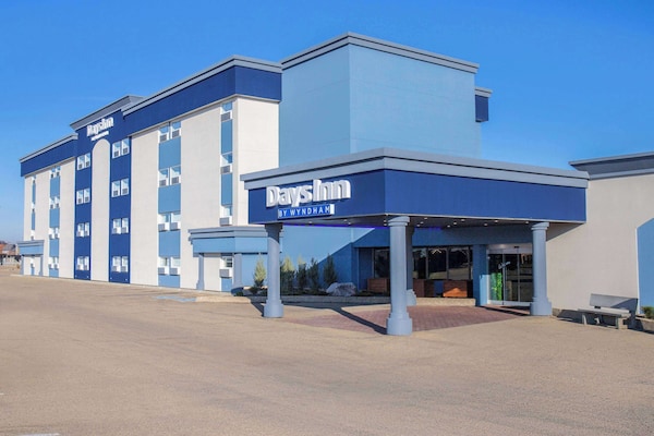 Days Inn & Conference Centre By Wyndham Camrose Norsemen - Camrose