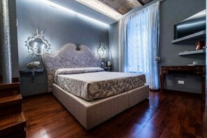 Quarto triplo | Lençóis italianos Frette, roupas de cama premium, edredons de pluma