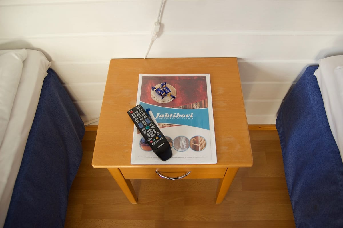 Ferros/tábuas de passar roupa, Wi-Fi de cortesia, roupa de cama