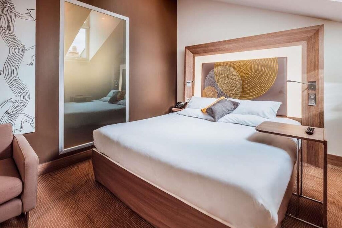 Suite Superior | Roupa de alta qualidade, minibar grátis, cofre no quarto, secretária 