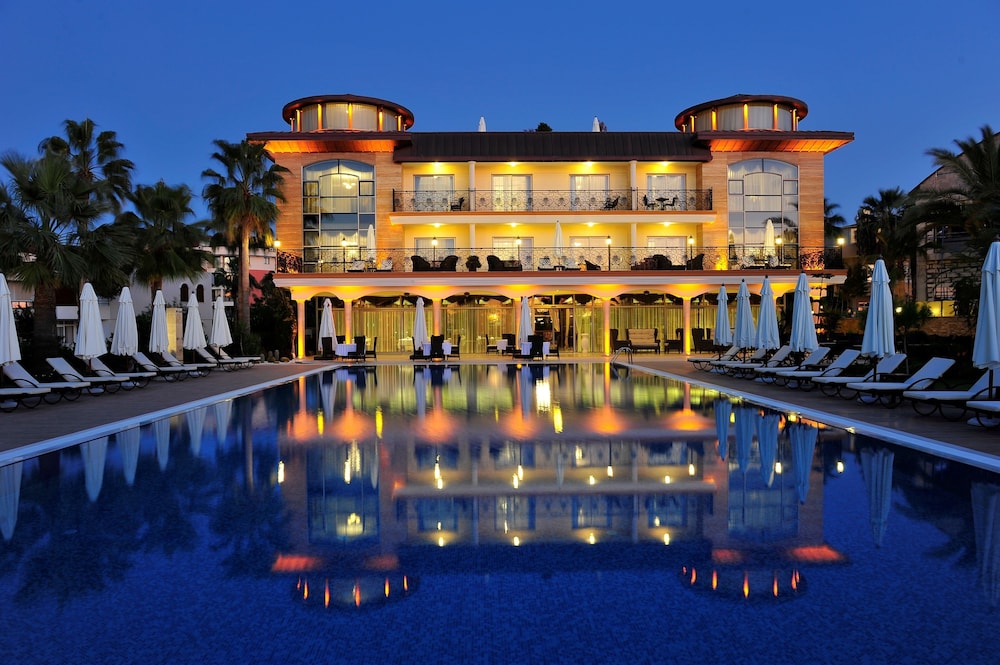Villa Augusto Boutique Hotel - Boutique Class - Kleopatra Beach