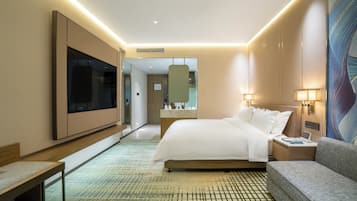 Roupa de alta qualidade, edredões de penas, minibar