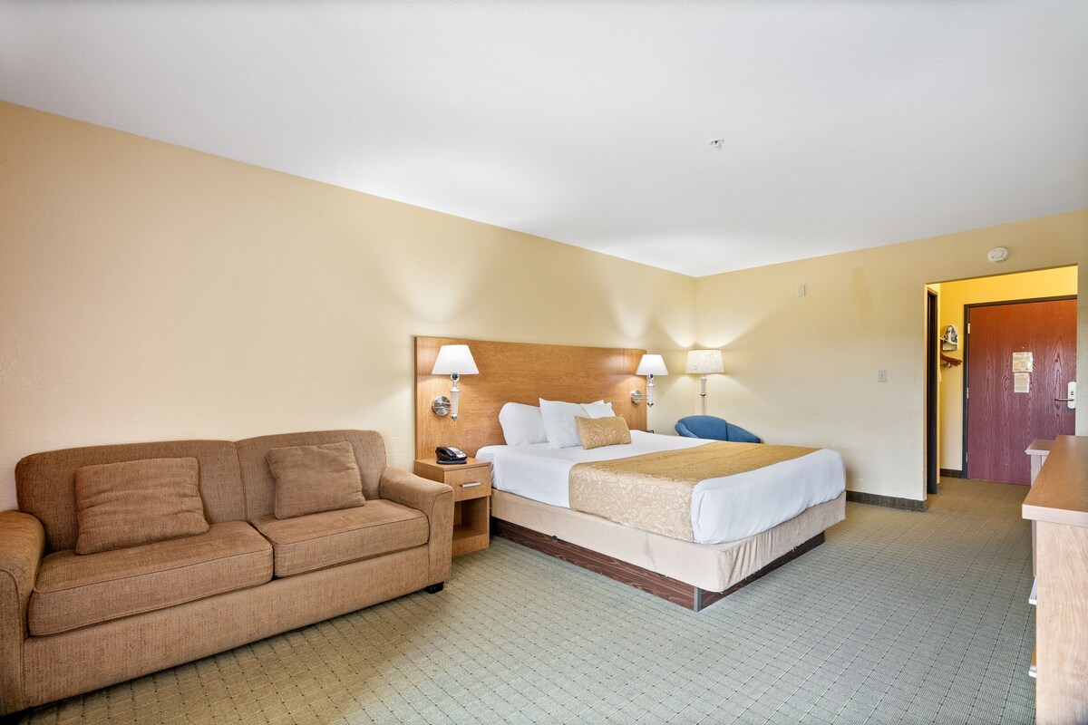 Big Splash Adventure Indoor Water Park & Resort Reviews, Deals & Photos ...