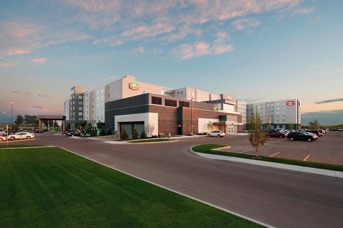 Residence Inn by Marriott Calgary Airport Reviews, Deals & Photos 2023 ...