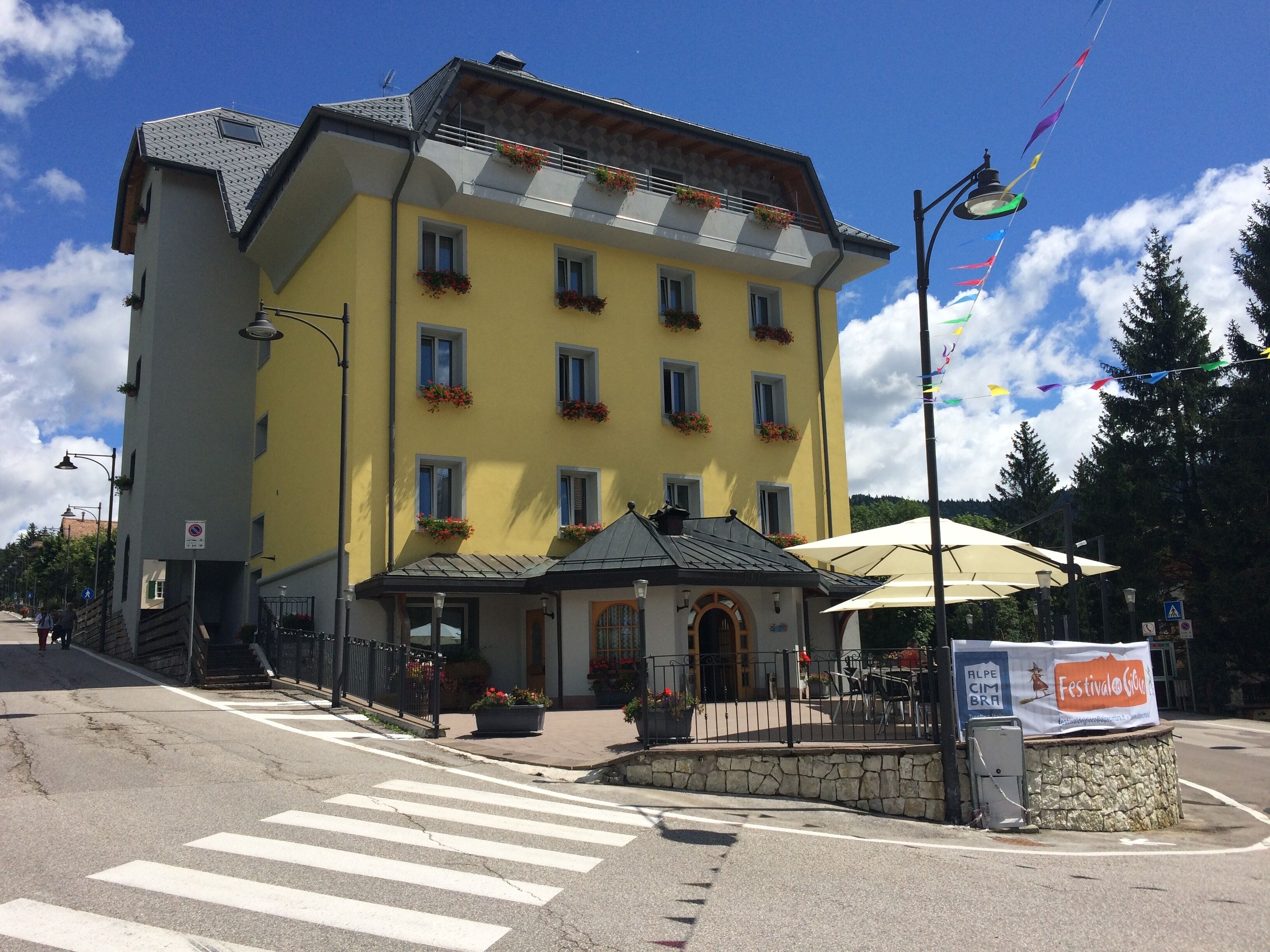 Fachada da propriedade