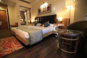 1 quarto, minibar, cofre no quarto, secretária