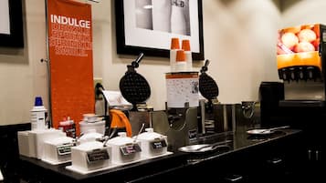 Pequeno-almoço tipo buffet diário incluído