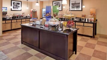 Pequeno-almoço tipo buffet diário incluído