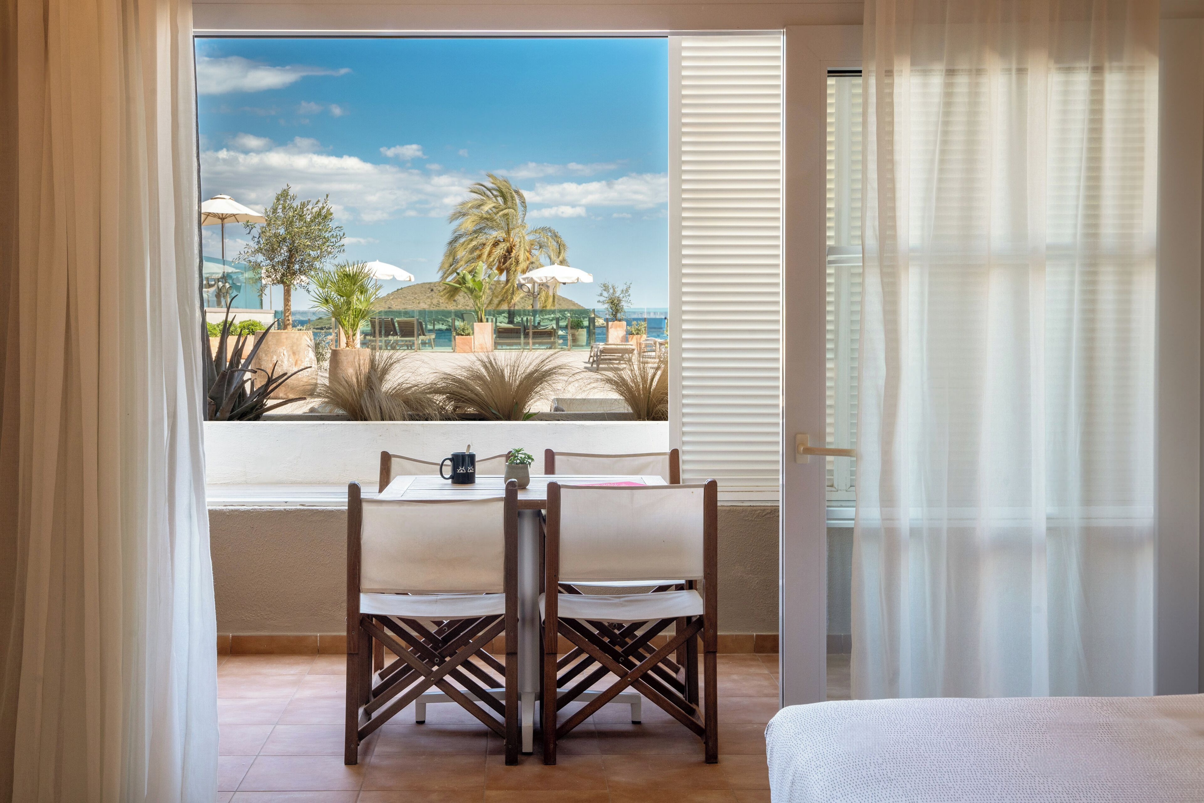 The Beach House 2Bedroom Suite (3+1) | Minibar, cofre no quarto, cortinas/cortinados opacos 