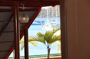 Quarto solteiro standard, 1 cama Queen, vista para o porto | Vista do quarto