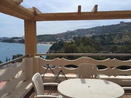 Apartamento | Roupas de cama premium, individualmente decorados, escrivaninha