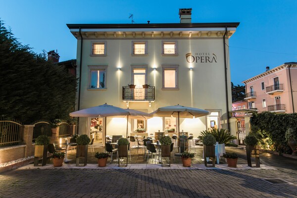 Hotel Opera' - Verona