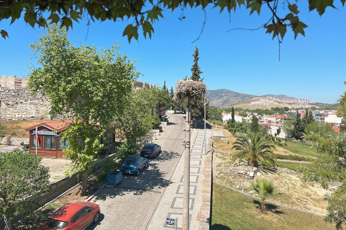 Quarto Triplo Standard | Roupa de alta qualidade, ferro/tábua de engomar, Wi-fi grátis