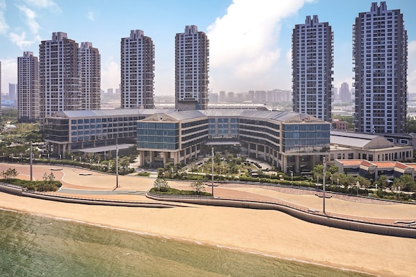 Sheraton Yantai Golden Beach Resort in Yantai: Find Hotel Reviews ...