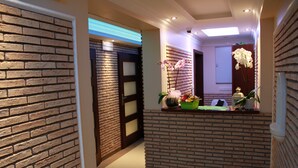 Massagens de pedras quentes, massagens desportivas, massagens
