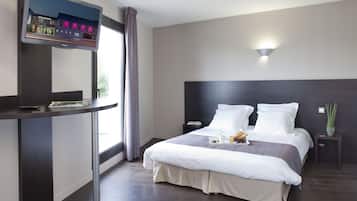 Suíte, terraço, vista para o rio | Roupas de cama premium, camas Select Comfort, cofres nos quartos