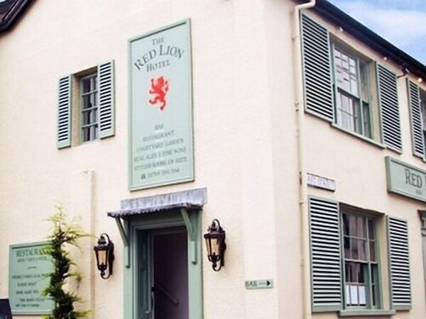 The Red Lion - North Devon