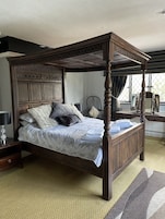 Quarto Duplo, casa de banho anexa (Four Poster)