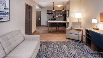 Estúdio, 1 cama de casal, banheira adaptada para pessoas com dificuldades motoras (Mobility) | Roupa de alta qualidade, cofre no quarto, secretária