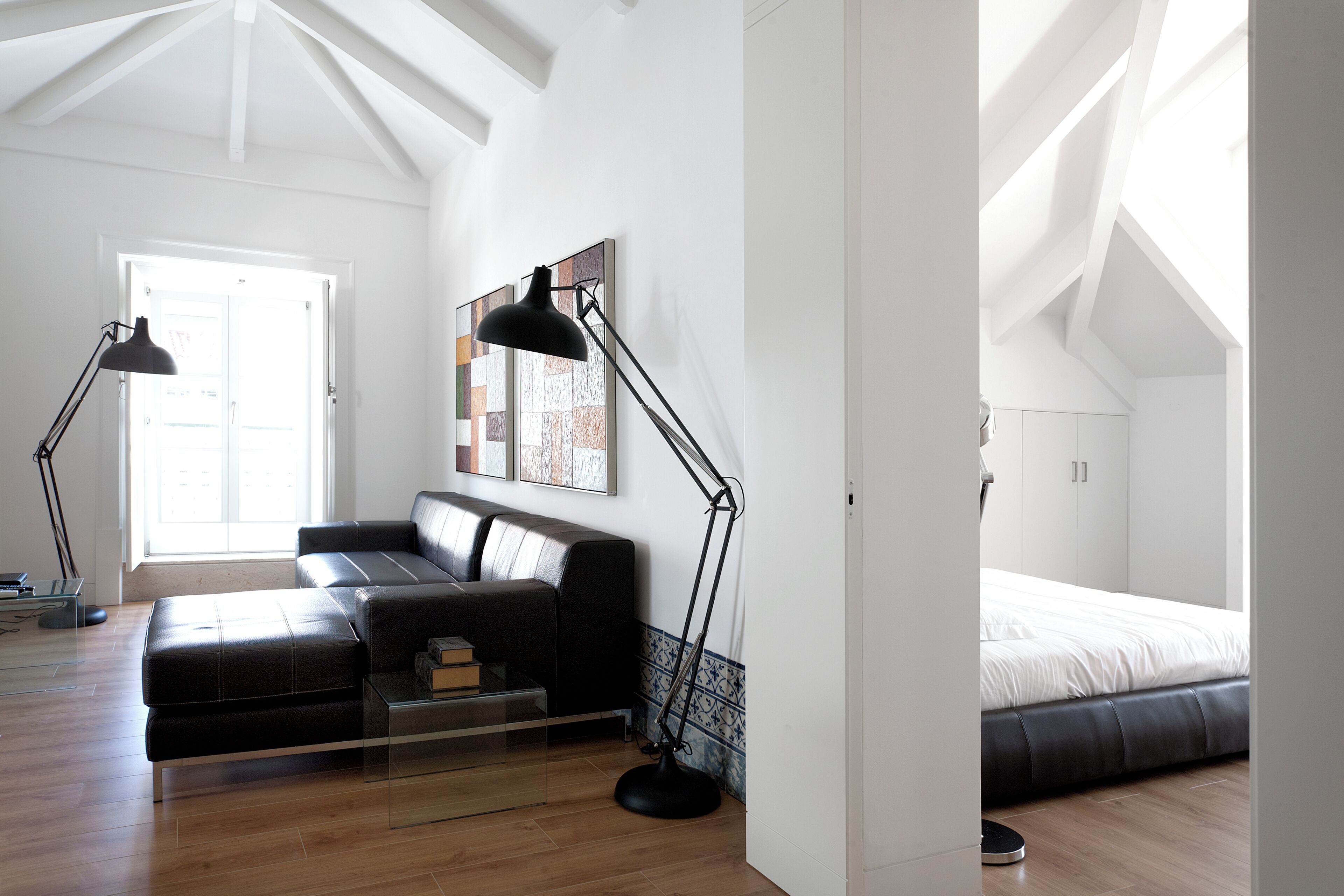 Apartamento, 3 quartos | Sala de estar | TV de tela plana 43 polegadas com canais a cabo, TV LCD