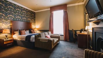 Quarto Duplo de Luxo, 1 cama king-size | Quartos insonorizados, ferro/tábua de engomar, Wi-fi grátis