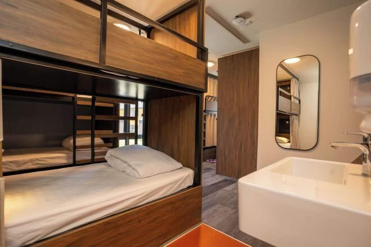 Roupas de cama antialérgicas, Wi-Fi de cortesia, roupa de cama