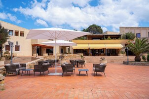 Pequeno-almoço inspirado na cozinha local diário (10 EUR por pessoa) 